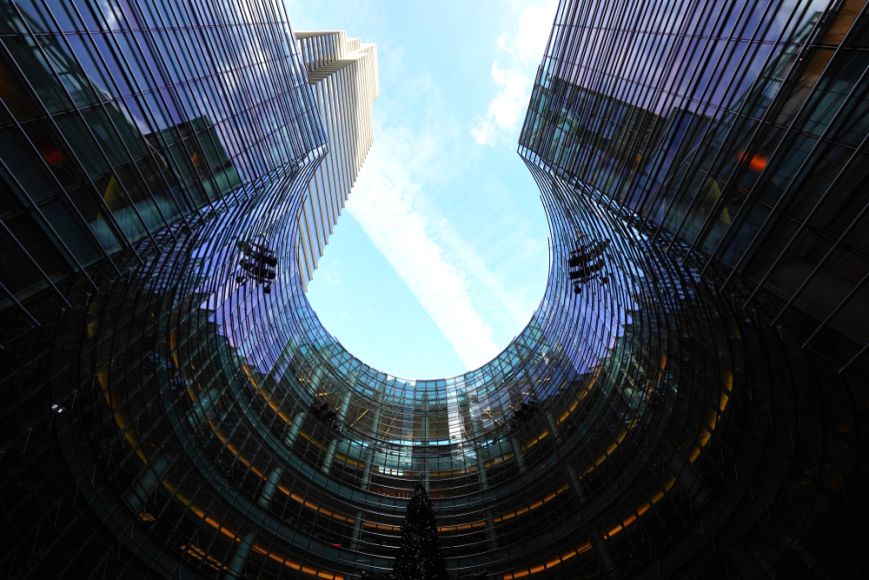 The Bloomberg China network